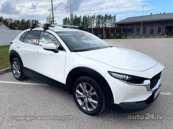 Balts Mazda CX-30 2021 Tallina, ar dzinēja tilpumu 2.00 L un nobraukumu 65 tūkst. km par 22880 €, foto 2 vietnē AUTOMOTO.COM.LV