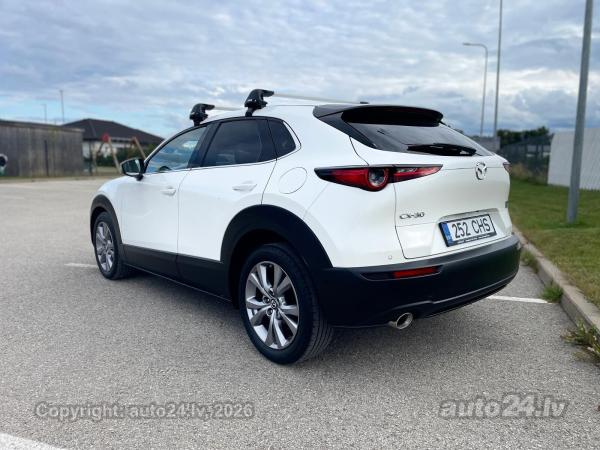 Balts Mazda CX-30 2021 Tallina, ar dzinēja tilpumu 2.00 L un nobraukumu 65 tūkst. km par 22880 €, foto 6 vietnē AUTOMOTO.COM.LV
