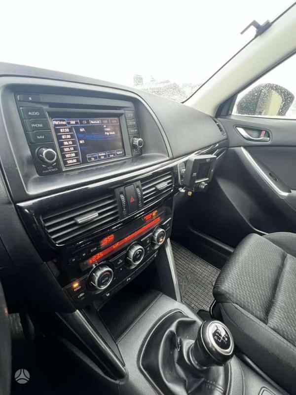Melns Mazda CX-5 2012 Kauņa, ar dzinēja tilpumu 2.19 L un nobraukumu 212 tūkst. km par 6400 €, foto 9 vietnē AUTOMOTO.COM.LV