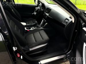 Melns Mazda CX-5 2012 Jelgava, ar dzinēja tilpumu 2.20 L un nobraukumu 194 tūkst. km par 6496 €, foto 5 vietnē AUTOMOTO.COM.LV