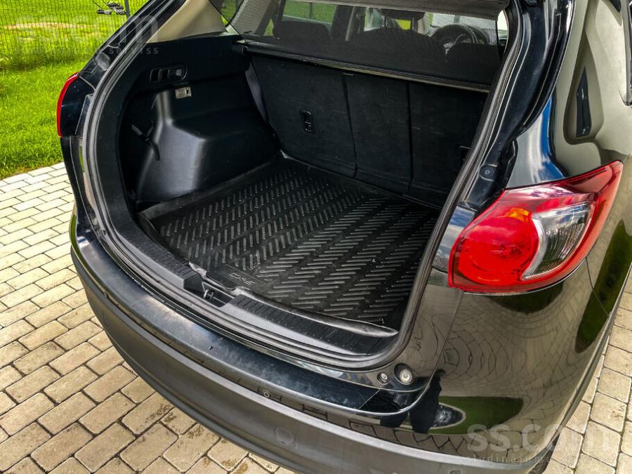 Melns Mazda CX-5 2012 Jelgava, ar dzinēja tilpumu 2.20 L un nobraukumu 194 tūkst. km par 6496 €, foto 16 vietnē AUTOMOTO.COM.LV