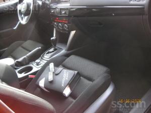Black Mazda CX-5 2012 in Jekabpils, with an engine capacity of 2.20 L and mileage of 233 thousand km for 6499 €, photo 13 on AUTOMOTO.COM.LV