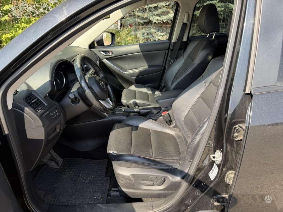 Melns Mazda CX-5 2012 Marijampole, ar dzinēja tilpumu 2.19 L un nobraukumu 253 tūkst. km par 2950 €, foto 10 vietnē AUTOMOTO.COM.LV