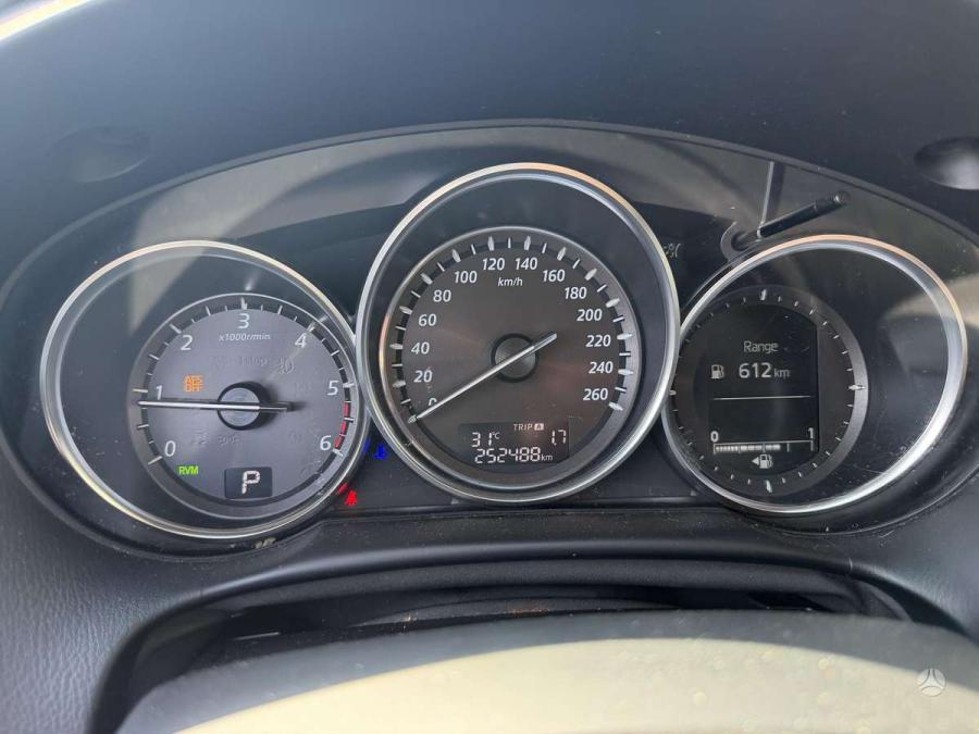 Melns Mazda CX-5 2012 Marijampole, ar dzinēja tilpumu 2.19 L un nobraukumu 253 tūkst. km par 2950 €, foto 12 vietnē AUTOMOTO.COM.LV