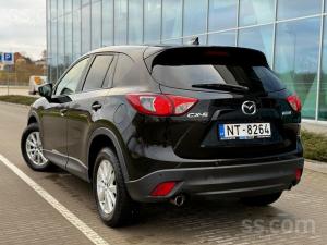 Melns Mazda CX-5 2013 Rēzekne, ar dzinēja tilpumu 2.20 L un nobraukumu 172 tūkst. km par 6590 €, foto 4 vietnē AUTOMOTO.COM.LV