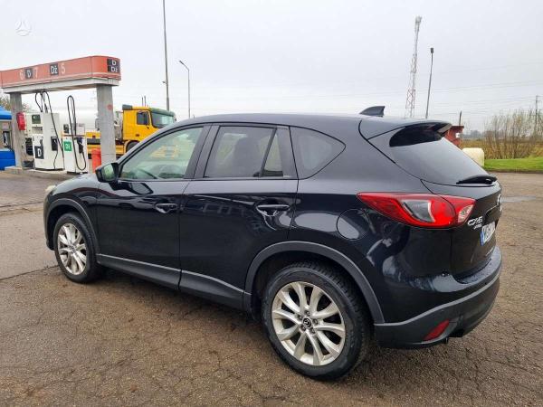 Melns Mazda CX-5 2013 Tauragė, ar dzinēja tilpumu 2.20 L un nobraukumu 283 tūkst. km par 5150 €, foto 3 vietnē AUTOMOTO.COM.LV