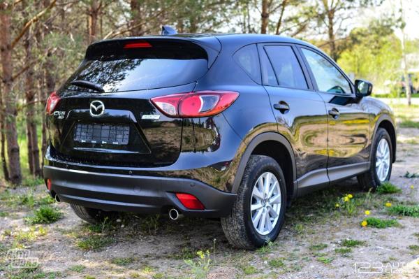 Melns Mazda CX-5 2013 Kretinga, ar dzinēja tilpumu 2.20 L un nobraukumu 193 tūkst. km par 7950 €, foto 5 vietnē AUTOMOTO.COM.LV
