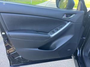 Black Mazda CX-5 2013 in Vilnius, with an engine capacity of 2.20 L and mileage of 234 thousand km for 7750 €, photo 15 on AUTOMOTO.COM.LV