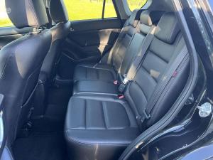 Black Mazda CX-5 2013 in Vilnius, with an engine capacity of 2.20 L and mileage of 234 thousand km for 7750 €, photo 18 on AUTOMOTO.COM.LV