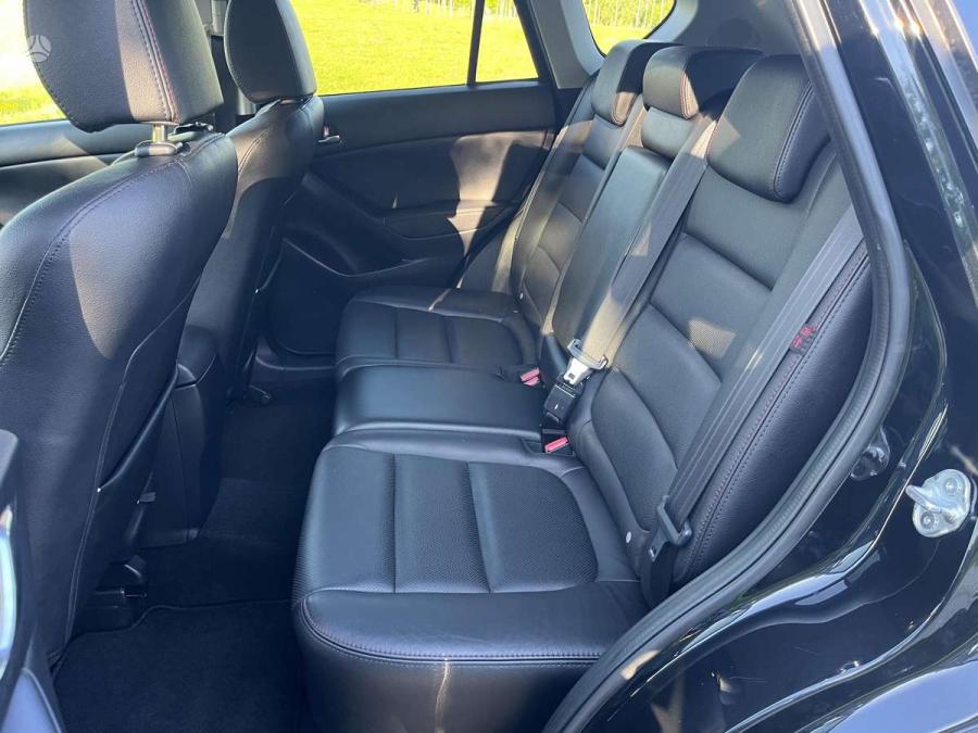 Black Mazda CX-5 2013 in Vilnius, with an engine capacity of 2.20 L and mileage of 234 thousand km for 7750 €, photo 18 on AUTOMOTO.COM.LV
