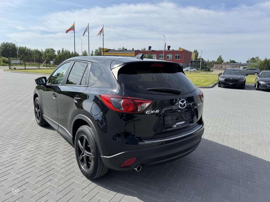 Melns Mazda CX-5 2013 Telšiai, ar dzinēja tilpumu 2.19 L un nobraukumu 239 tūkst. km par 6300 €, foto 5 vietnē AUTOMOTO.COM.LV