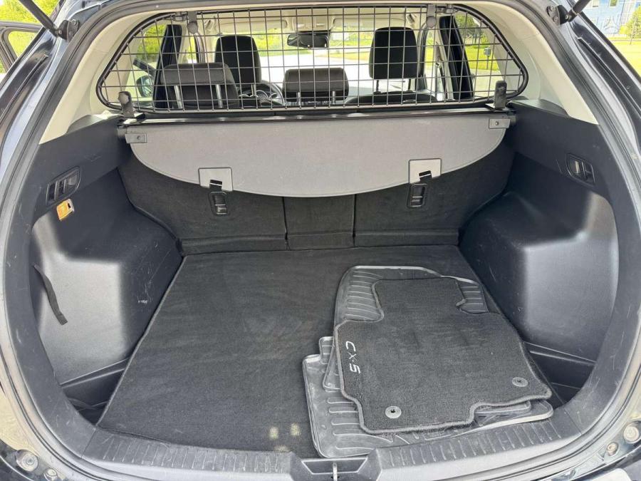 Melns Mazda CX-5 2013 Telšiai, ar dzinēja tilpumu 2.19 L un nobraukumu 239 tūkst. km par 6300 €, foto 20 vietnē AUTOMOTO.COM.LV