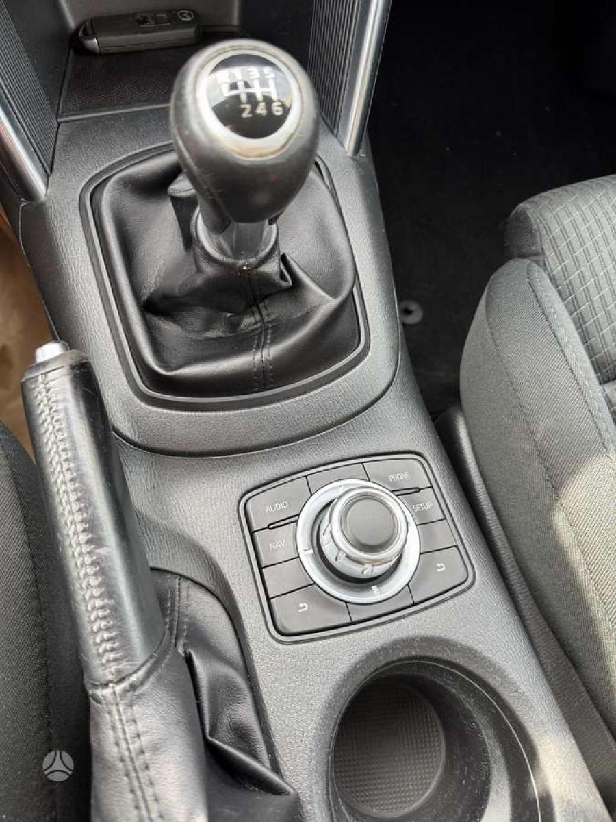 Melns Mazda CX-5 2013 Telšiai, ar dzinēja tilpumu 2.19 L un nobraukumu 239 tūkst. km par 6300 €, foto 31 vietnē AUTOMOTO.COM.LV