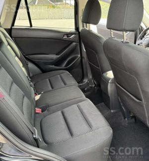 Melns Mazda CX-5 2013 Telšiai, ar dzinēja tilpumu 2.20 L un nobraukumu 239 tūkst. km par 6290 €, foto 15 vietnē AUTOMOTO.COM.LV