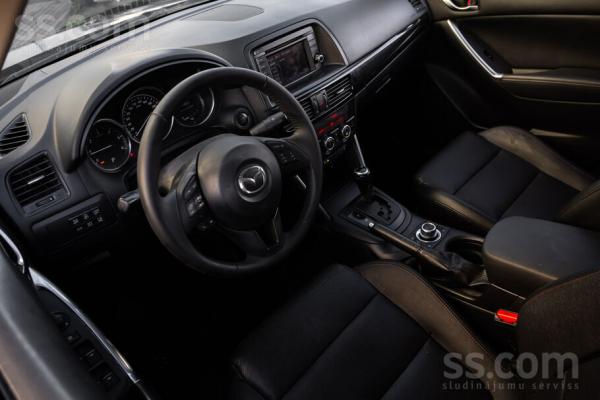 Black Mazda CX-5 2013 in Jelgava, with an engine capacity of 2.20 L and mileage of 227 thousand km for 6500 €, photo 9 on AUTOMOTO.COM.LV