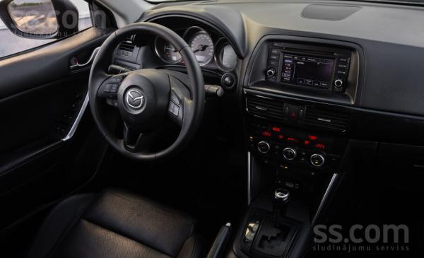 Black Mazda CX-5 2013 in Jelgava, with an engine capacity of 2.20 L and mileage of 227 thousand km for 6500 €, photo 10 on AUTOMOTO.COM.LV