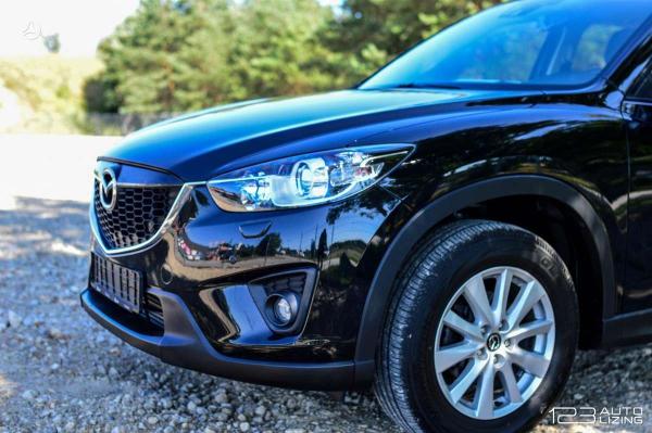 Black Mazda CX-5 2013 in Kretinga, with an engine capacity of 2.20 L and mileage of 193 thousand km for 7650 €, photo 2 on AUTOMOTO.COM.LV