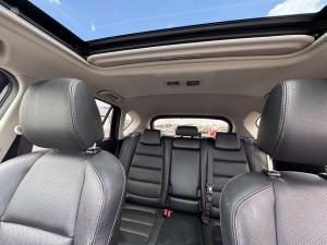 Black Mazda CX-5 2013 in Vilnius, with an engine capacity of 2.19 L and mileage of 238 thousand km for 4000 €, photo 17 on AUTOMOTO.COM.LV