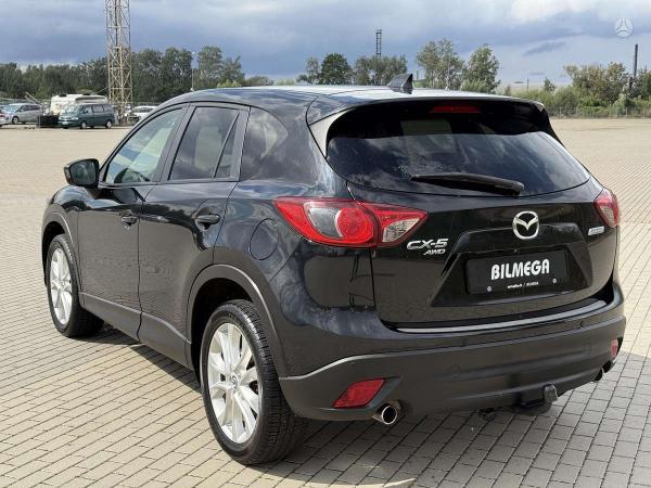 Black Mazda CX-5 2013 in Marijampole, with an engine capacity of 2.19 L and mileage of 226 thousand km for 5500 €, photo 5 on AUTOMOTO.COM.LV