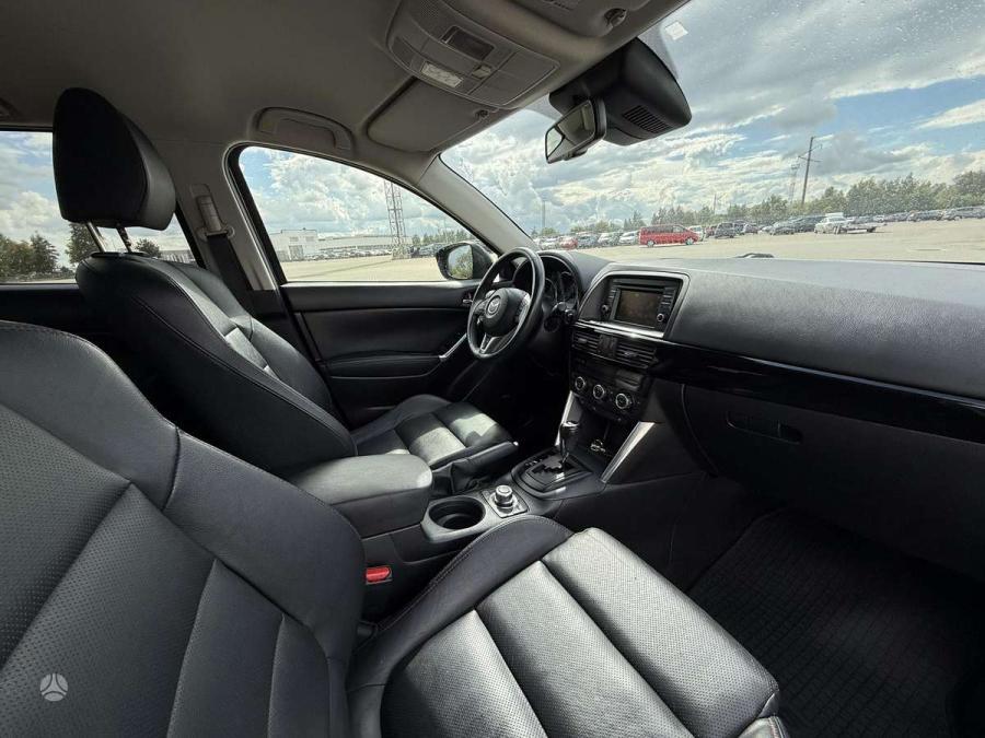 Black Mazda CX-5 2013 in Marijampole, with an engine capacity of 2.19 L and mileage of 226 thousand km for 5500 €, photo 12 on AUTOMOTO.COM.LV