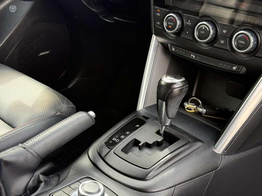 Black Mazda CX-5 2013 in Marijampole, with an engine capacity of 2.19 L and mileage of 226 thousand km for 5500 €, photo 14 on AUTOMOTO.COM.LV