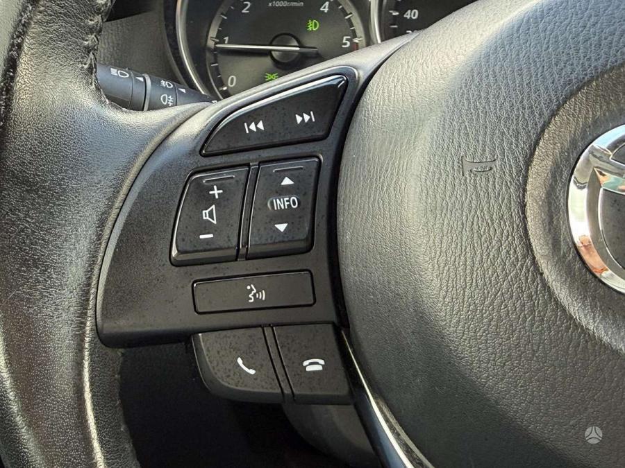 Black Mazda CX-5 2013 in Marijampole, with an engine capacity of 2.19 L and mileage of 226 thousand km for 5500 €, photo 35 on AUTOMOTO.COM.LV