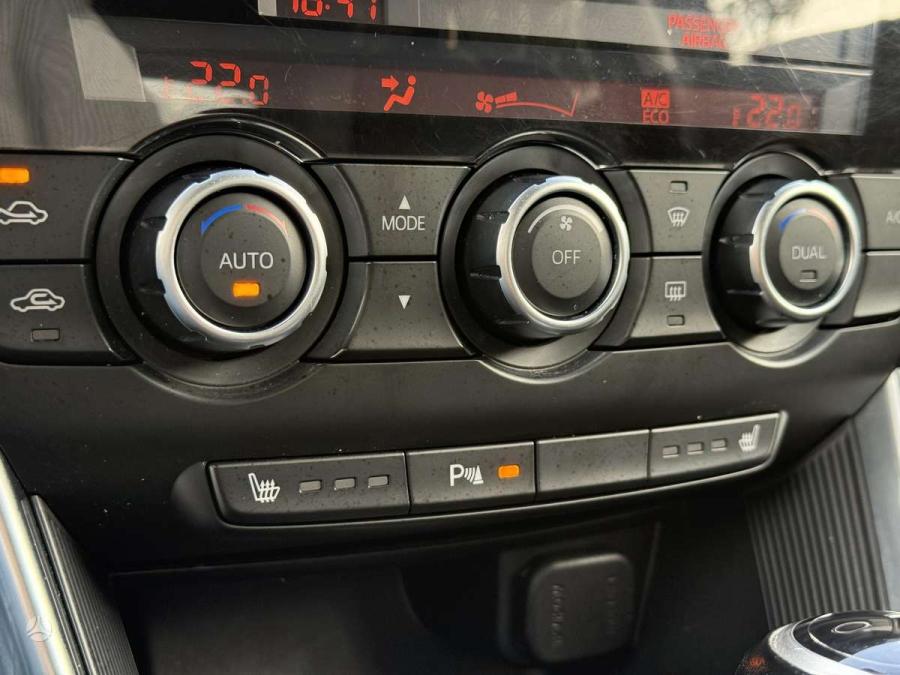Black Mazda CX-5 2013 in Marijampole, with an engine capacity of 2.19 L and mileage of 226 thousand km for 5500 €, photo 39 on AUTOMOTO.COM.LV