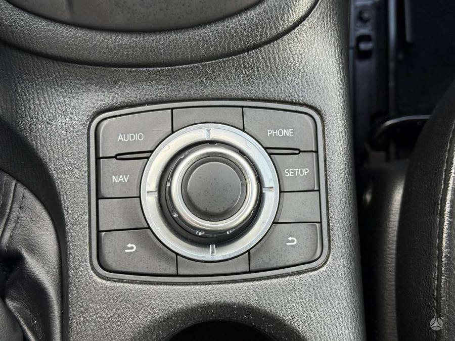 Black Mazda CX-5 2013 in Marijampole, with an engine capacity of 2.19 L and mileage of 226 thousand km for 5500 €, photo 41 on AUTOMOTO.COM.LV
