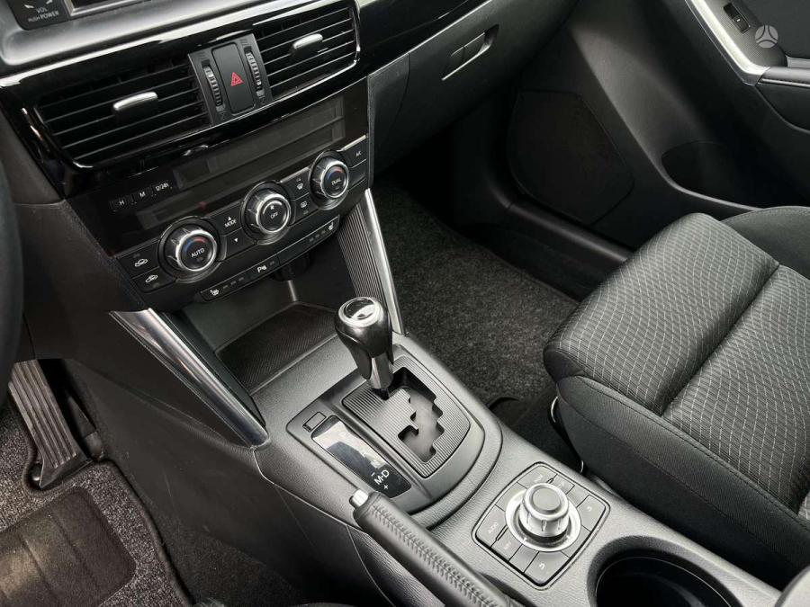 Melns Mazda CX-5 2013 Kelmė, ar dzinēja tilpumu 2.19 L un nobraukumu 180 tūkst. km par 6200 €, foto 13 vietnē AUTOMOTO.COM.LV