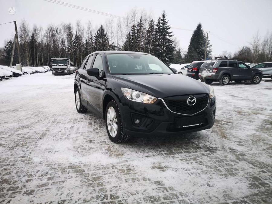 Melns Mazda CX-5 2014 Radviliškis, ar dzinēja tilpumu 2.19 L un nobraukumu 191 tūkst. km par 7850 €, foto 4 vietnē AUTOMOTO.COM.LV