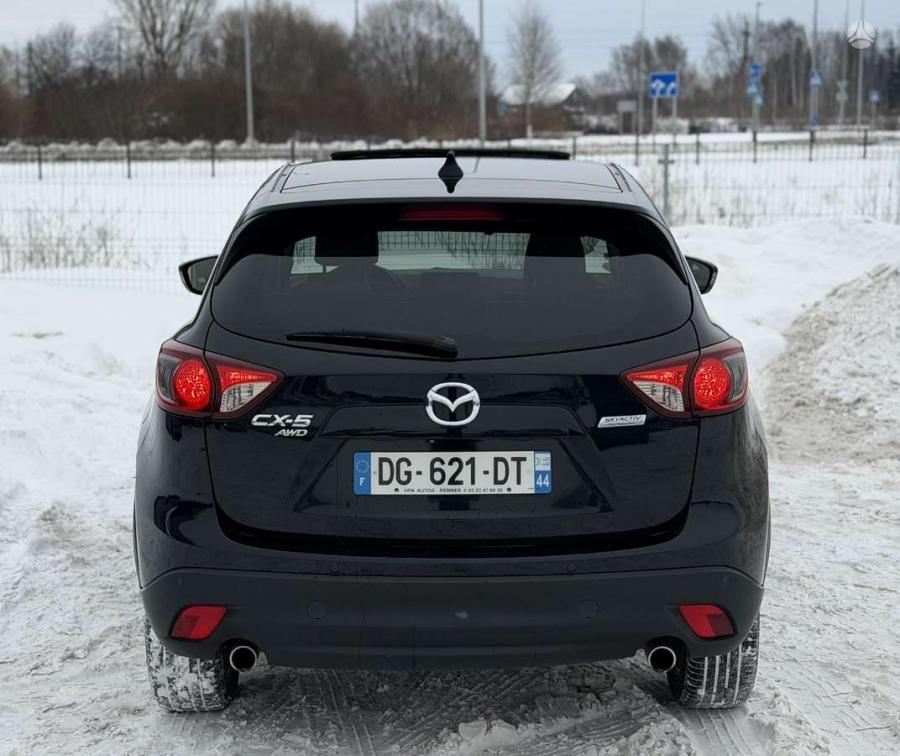 Melns Mazda CX-5 2014 Tauragė, ar dzinēja tilpumu 2.19 L un nobraukumu 181 tūkst. km par 7600 €, foto 15 vietnē AUTOMOTO.COM.LV