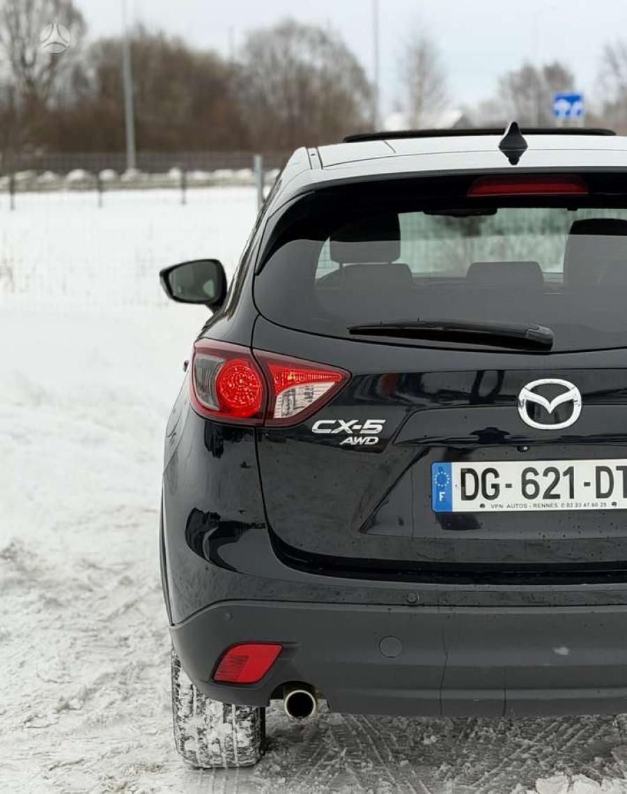 Melns Mazda CX-5 2014 Tauragė, ar dzinēja tilpumu 2.19 L un nobraukumu 181 tūkst. km par 7600 €, foto 16 vietnē AUTOMOTO.COM.LV