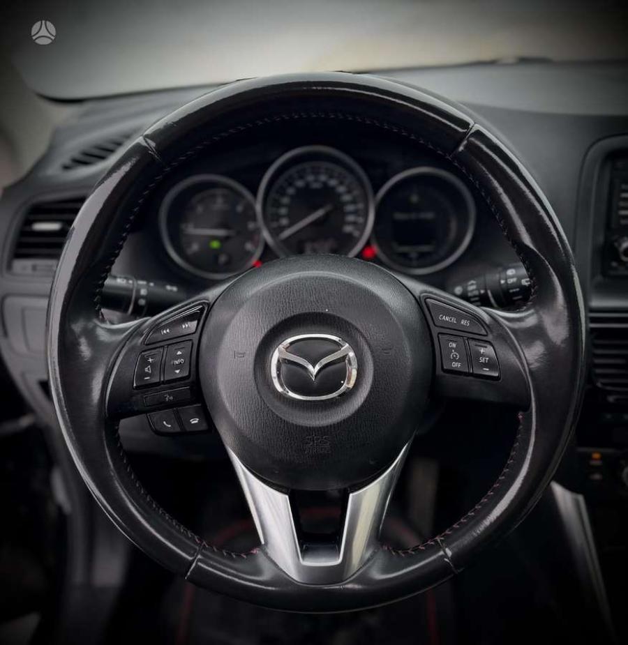 Melns Mazda CX-5 2014 Tauragė, ar dzinēja tilpumu 2.19 L un nobraukumu 181 tūkst. km par 7600 €, foto 36 vietnē AUTOMOTO.COM.LV