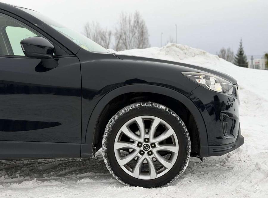 Black Mazda CX-5 2014 in Taurage, with an engine capacity of 2.19 L and mileage of 181 thousand km for 7600 €, photo 10 on AUTOMOTO.COM.LV