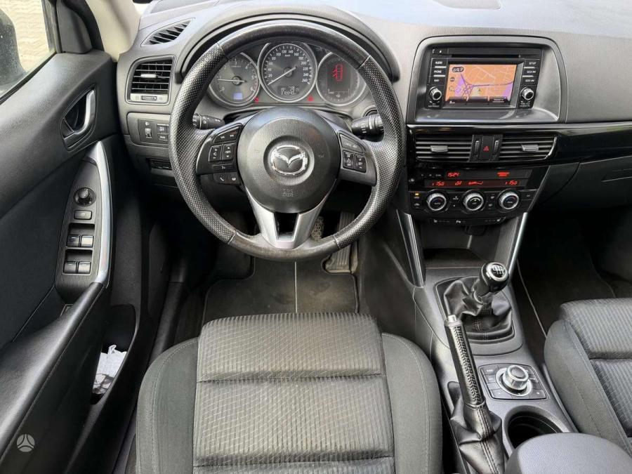 Melns Mazda CX-5 2014 Viļņa, ar dzinēja tilpumu 2.19 L un nobraukumu 300 tūkst. km par 6500 €, foto 17 vietnē AUTOMOTO.COM.LV
