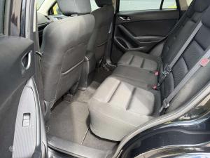 Melns Mazda CX-5 2014 Viļņa, ar dzinēja tilpumu 2.19 L un nobraukumu 300 tūkst. km par 6500 €, foto 28 vietnē AUTOMOTO.COM.LV