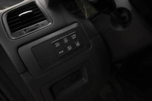 Black Mazda CX-5 2014 in Jelgava, with an engine capacity of 2.20 L and mileage of 207 thousand km for 9900 €, photo 11 on AUTOMOTO.COM.LV