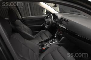 Melns Mazda CX-5 2014 Jelgava, ar dzinēja tilpumu 2.20 L un nobraukumu 207 tūkst. km par 8700 €, foto 17 vietnē AUTOMOTO.COM.LV