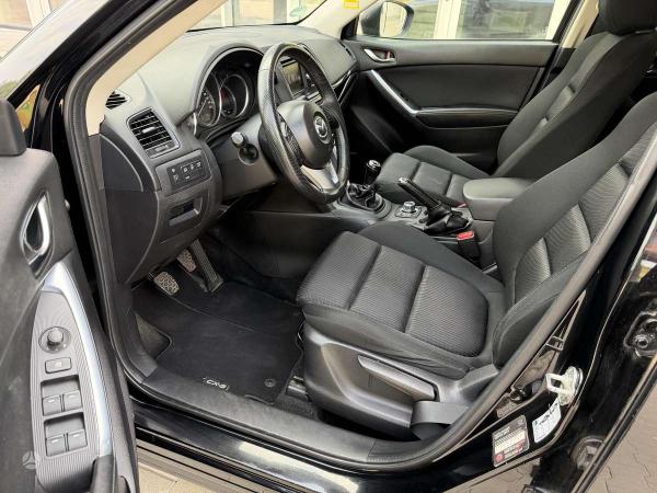 Melns Mazda CX-5 2014 Viļņa, ar dzinēja tilpumu 2.19 L un nobraukumu 300 tūkst. km par 5999 €, foto 8 vietnē AUTOMOTO.COM.LV