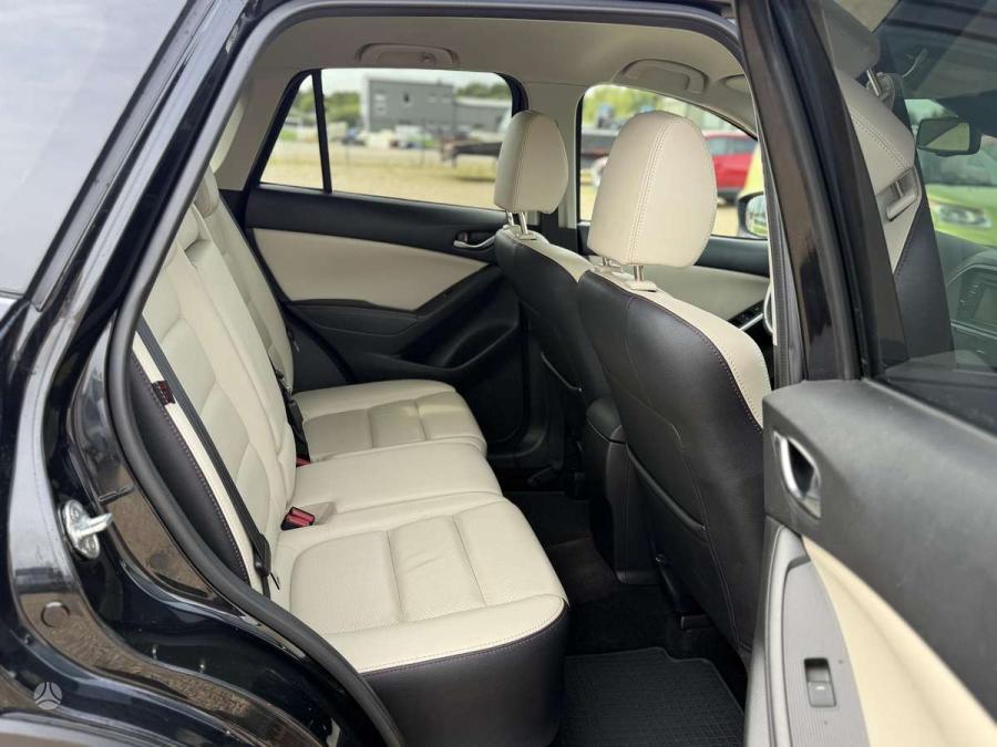 Melns Mazda CX-5 2014 Šauļi, ar dzinēja tilpumu 2.19 L un nobraukumu 231 tūkst. km par 6100 €, foto 13 vietnē AUTOMOTO.COM.LV