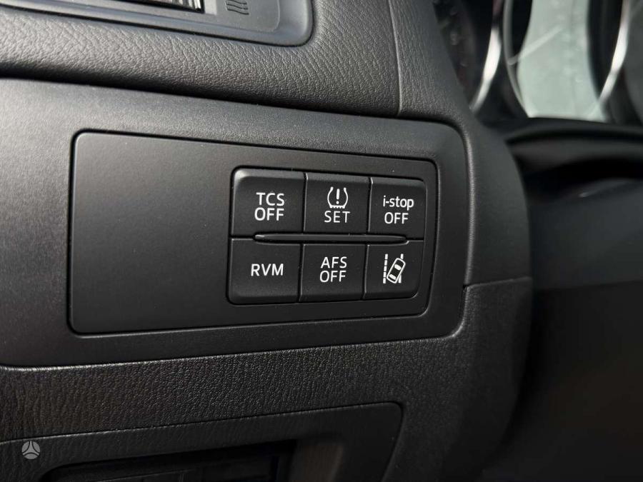 Melns Mazda CX-5 2014 Šauļi, ar dzinēja tilpumu 2.19 L un nobraukumu 231 tūkst. km par 6100 €, foto 18 vietnē AUTOMOTO.COM.LV