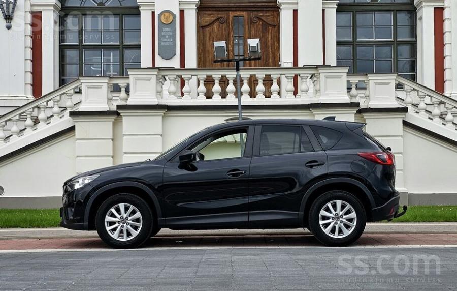 Black Mazda CX-5 2014 in Jelgava, with an engine capacity of 2.20 L and mileage of 266 thousand km for 7490 €, photo 5 on AUTOMOTO.COM.LV