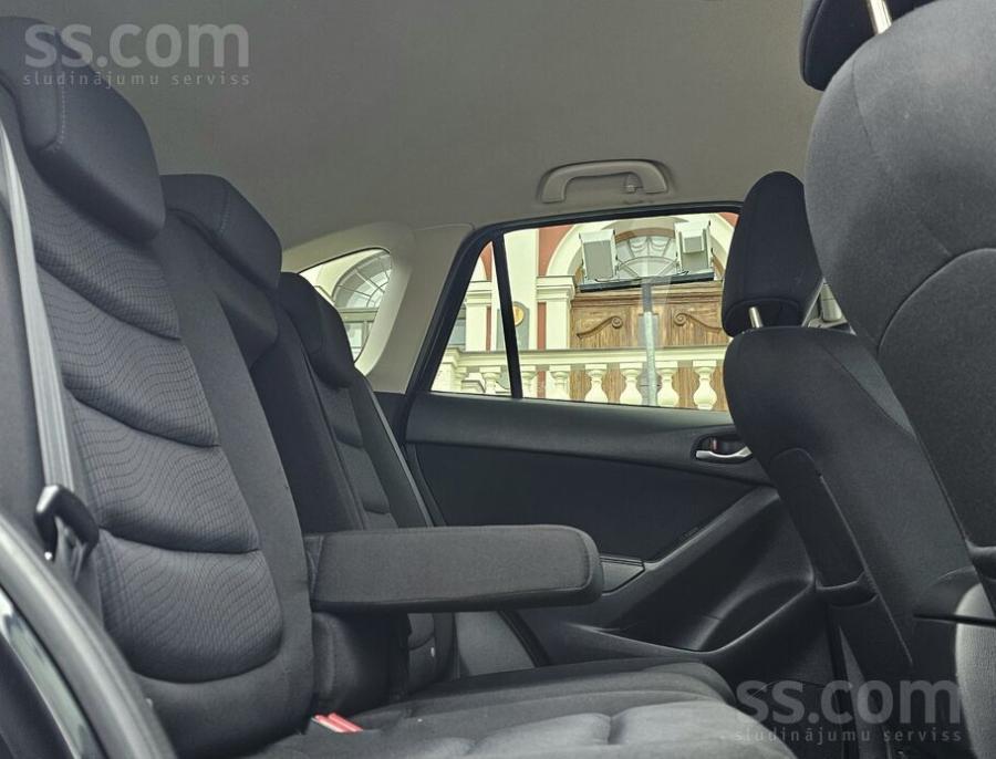 Black Mazda CX-5 2014 in Jelgava, with an engine capacity of 2.20 L and mileage of 266 thousand km for 7490 €, photo 12 on AUTOMOTO.COM.LV