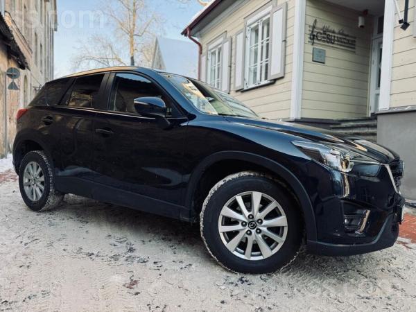 Black Mazda CX-5 2015 in Cesis, with an engine capacity of 2.20 L and mileage of 0 thousand km for 9500 €, photo 2 on AUTOMOTO.COM.LV