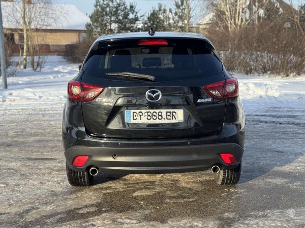 Melns Mazda CX-5 2015 Tauragė, ar dzinēja tilpumu 2.19 L un nobraukumu 222 tūkst. km par 8400 €, foto 6 vietnē AUTOMOTO.COM.LV