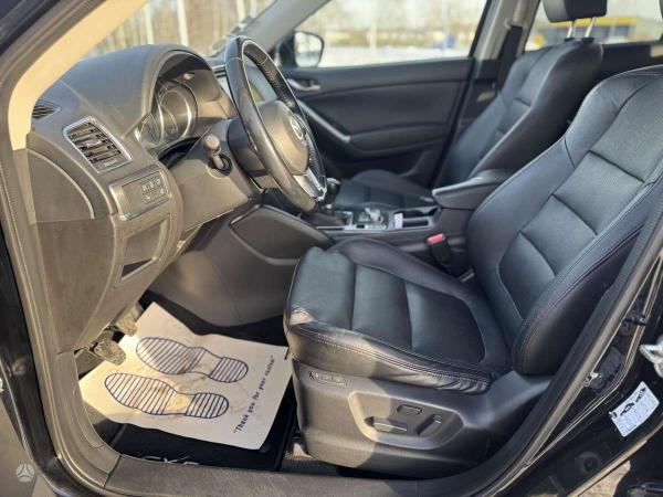 Melns Mazda CX-5 2015 Tauragė, ar dzinēja tilpumu 2.19 L un nobraukumu 222 tūkst. km par 8400 €, foto 9 vietnē AUTOMOTO.COM.LV