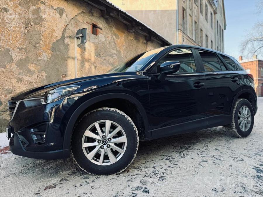 Black Mazda CX-5 2015 in Cesis, with an engine capacity of 2.20 L and mileage of 0 thousand km for 8990 €, photo 5 on AUTOMOTO.COM.LV