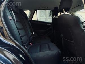 Black Mazda CX-5 2015 in Cesis, with an engine capacity of 2.20 L and mileage of 0 thousand km for 8990 €, photo 10 on AUTOMOTO.COM.LV