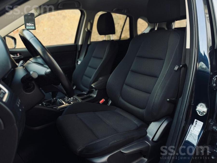 Black Mazda CX-5 2015 in Cesis, with an engine capacity of 2.20 L and mileage of 0 thousand km for 8990 €, photo 13 on AUTOMOTO.COM.LV