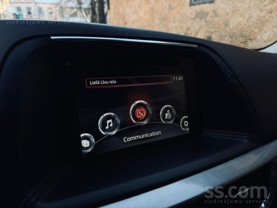 Black Mazda CX-5 2015 in Cesis, with an engine capacity of 2.20 L and mileage of 0 thousand km for 8990 €, photo 17 on AUTOMOTO.COM.LV